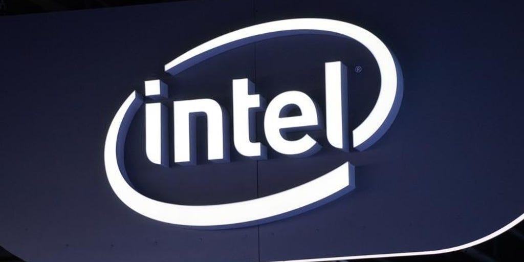 Intel creates ‘Spider dress’ that knocks men away? | Fox Business Video