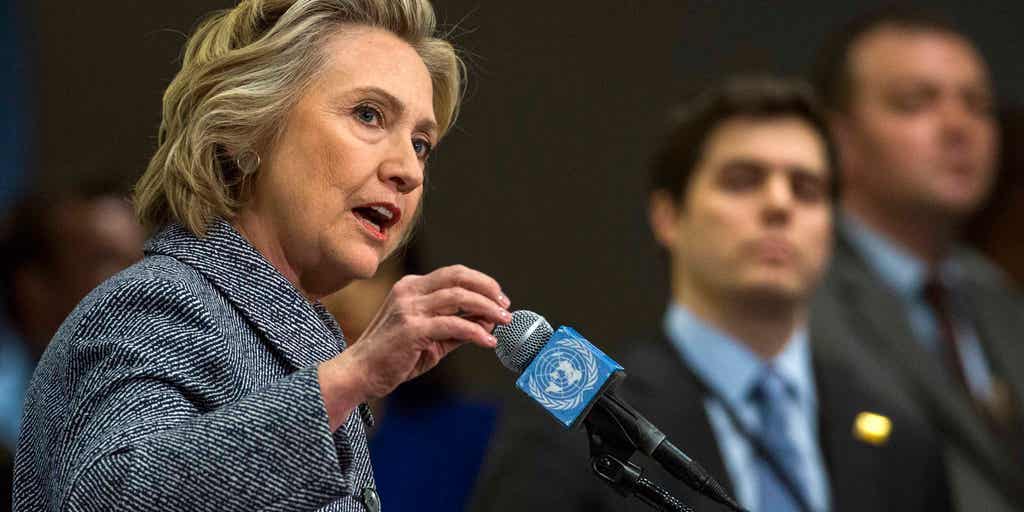 No record of former Sec. of State Clinton signing separation agreement ...