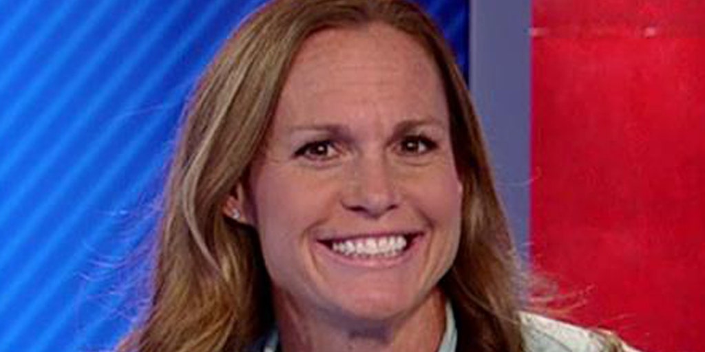 U.S. soccer star Christie Rampone talks 2015 World Cup | Fox Business Video