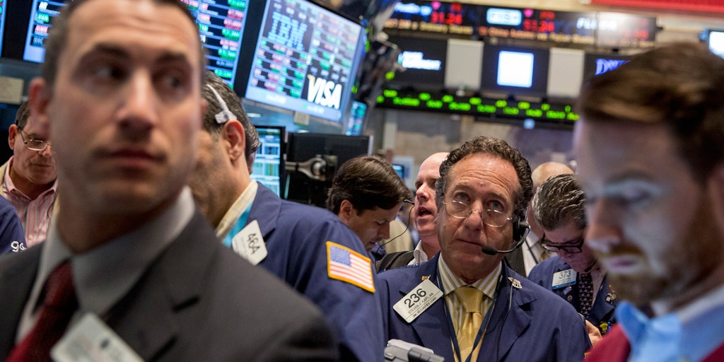 Nasdaq posts slight gain, biotechs weigh | Fox Business Video