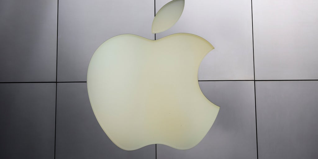 Apple, Comcast talk streaming-TV | Fox Business Video