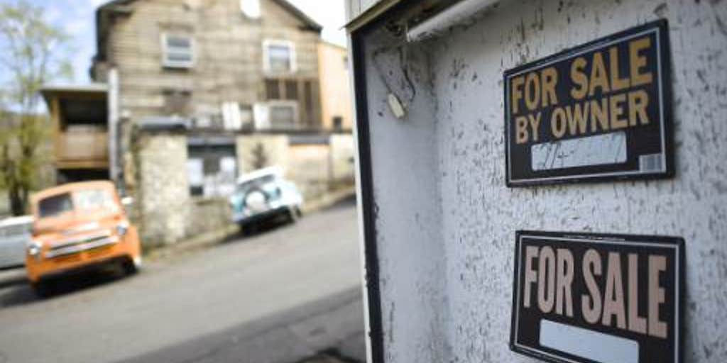 Private enterprise declining in America? | Fox Business Video