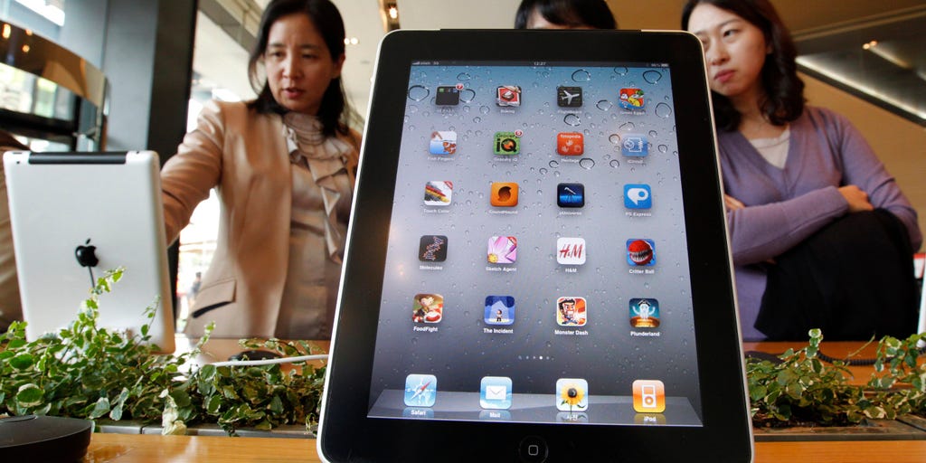 White House Rescues Apple | Fox Business Video