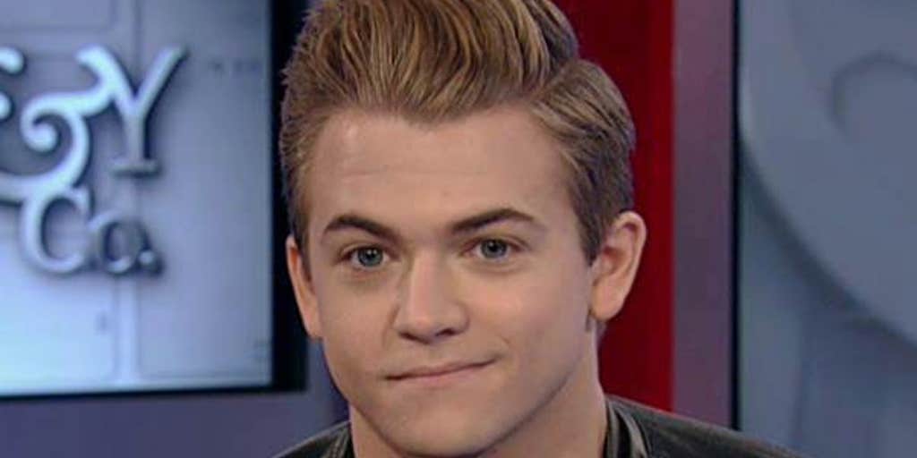 Country superstar Hunter Hayes talks career, USO partnership | Fox ...