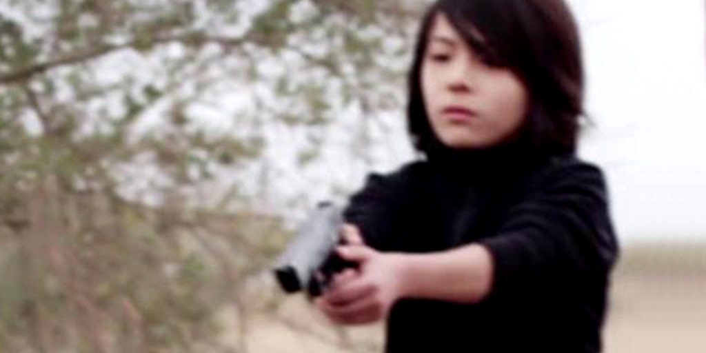 New ISIS video appears to show child executioner | Fox News Video