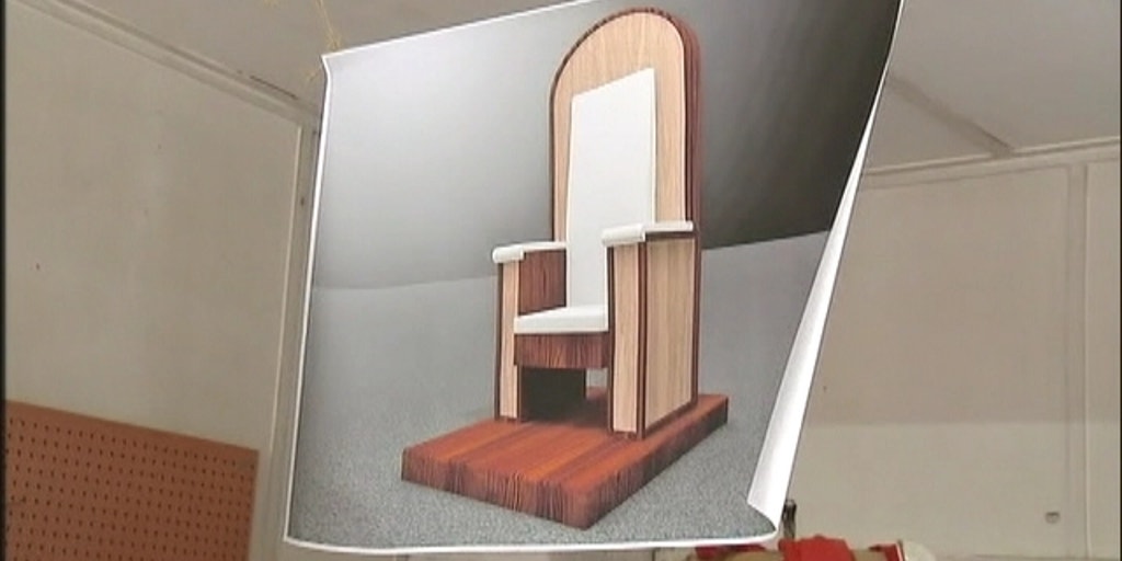 Pope Francis will sit in chair made by Latino day laborers | Fox News Video