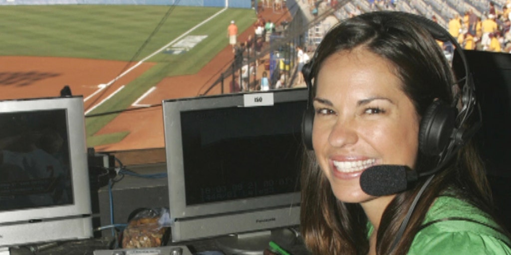 After the Buzz: Booing a female sportscaster | Fox News Video