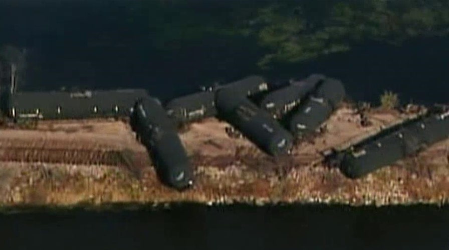 2nd train derails in Wisconsin in 2 days, spills crude oil | Fox News
