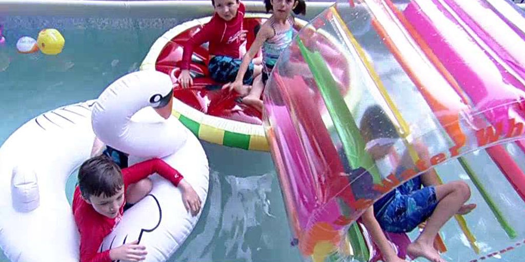 Fox Flash: Pool Party! | Fox News Video