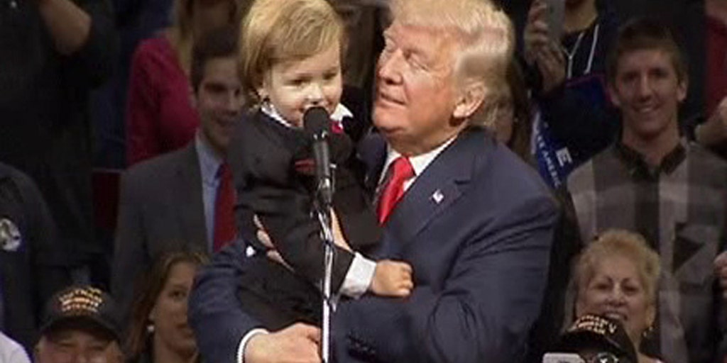 Pint-sized doppelganger joins Donald Trump on stage | Fox News Video