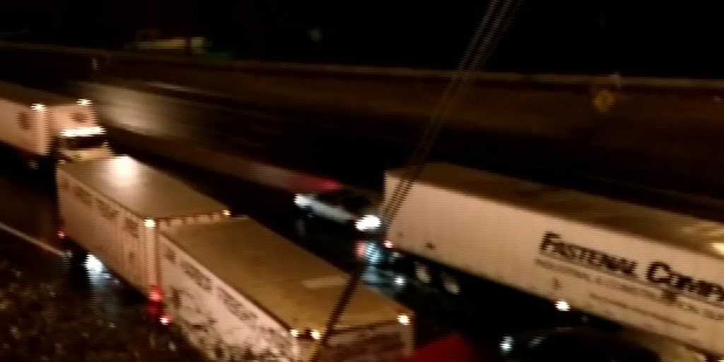 Stunning chain-reaction crash caught on camera | Fox News Video