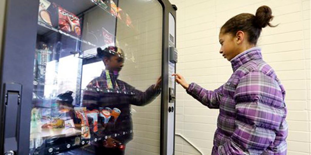 ObamaCare mandate taking a bite out of vending machines | Fox News Video