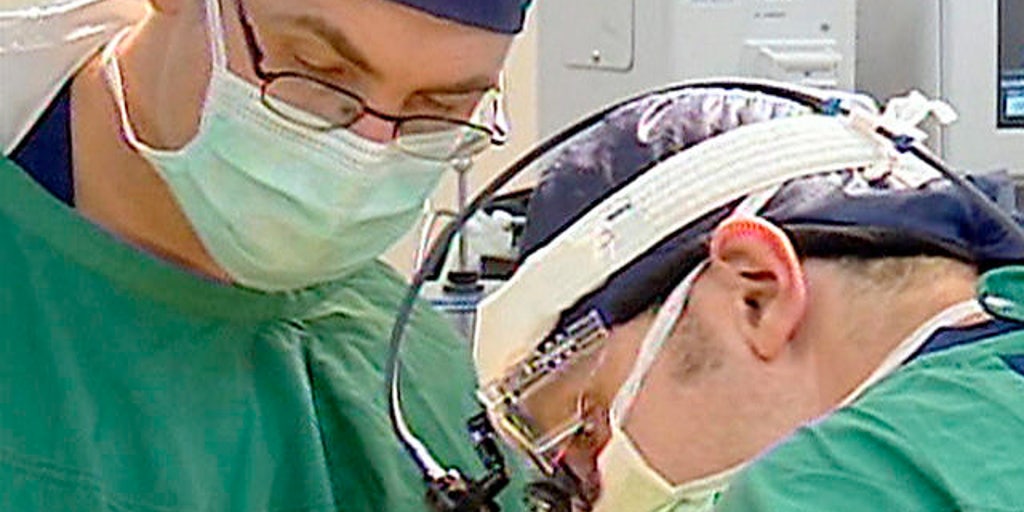 Dangers and risks of plastic surgery overseas | Fox News Video