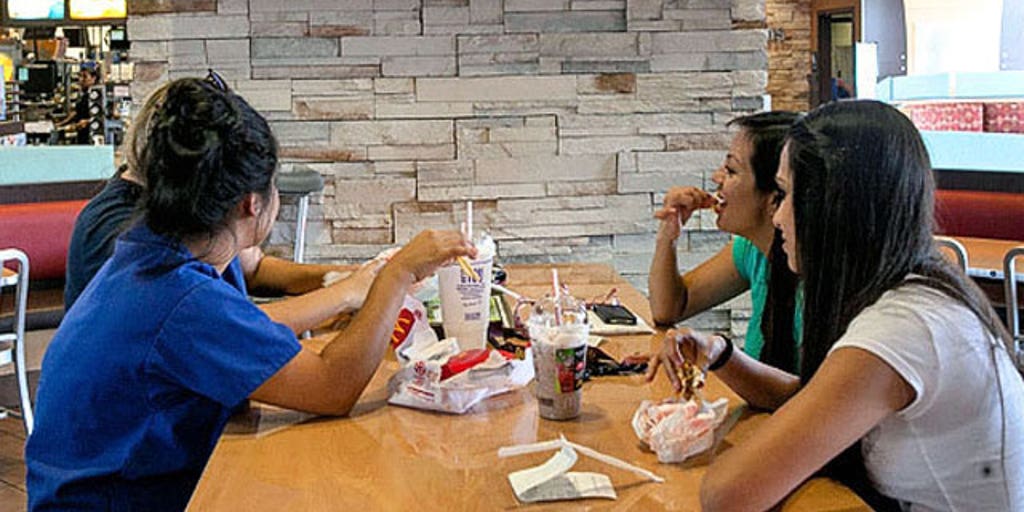 Fox Flash: Fast food diet | Fox News Video