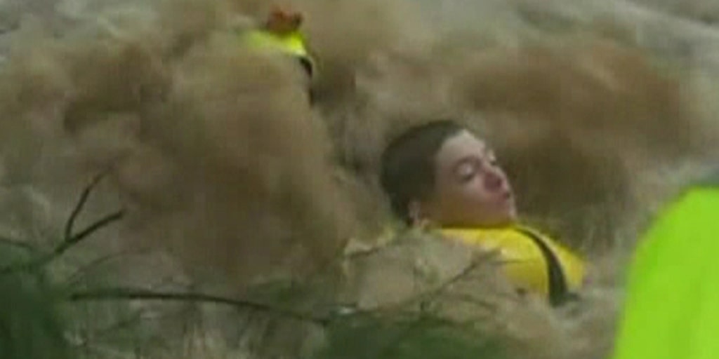 Teen saved in daring water rescue | Fox News Video
