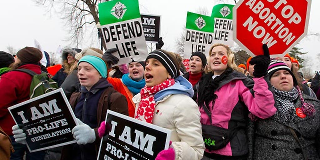 Pro-life advocates march in DC for 40th year | Fox News Video