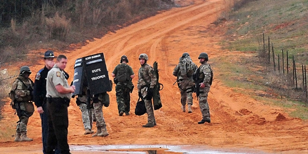 Hostage standoff in Alabama | Fox News Video