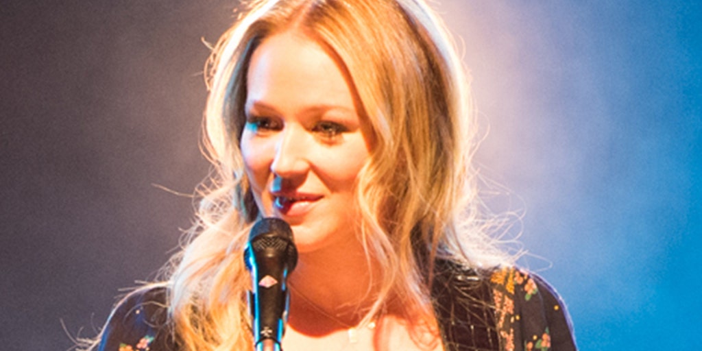 Jewel releases greatest hits album with a twist | Fox News Video