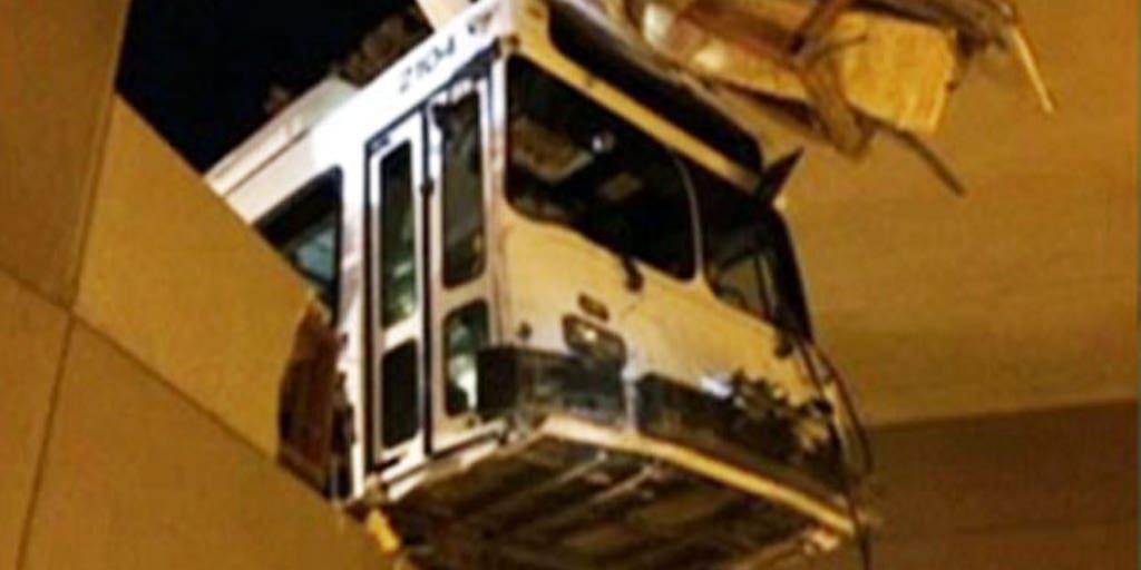 Dashcam running as bus plows into building | Fox News Video