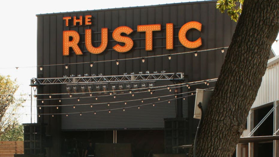 The Rustic in Dallas offers hometown music and good-ol’ Texas comfort ...