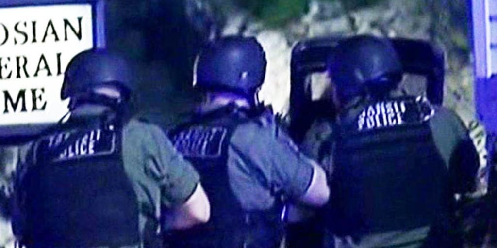 Huge police presence as authorities swarm Boston suburb | Fox News Video