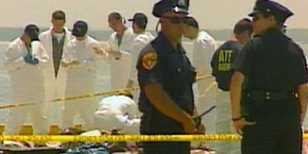 New calls to reopen investigation of TWA Flight 800 crash | Fox News Video