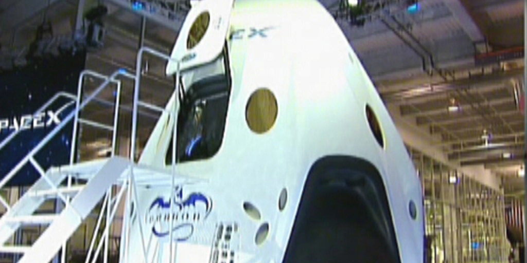 NASA awards 'space taxi' contract to Boeing and SpaceX | Fox News Video