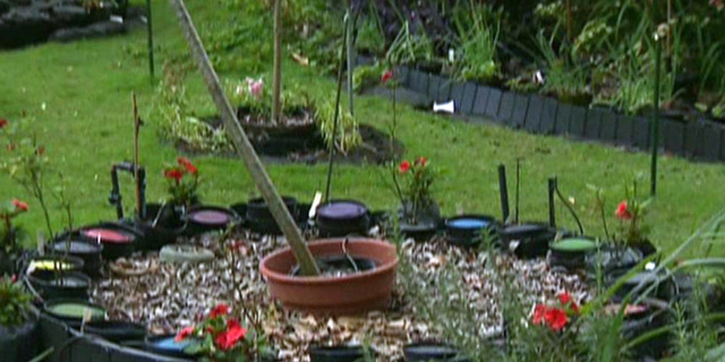 Homeowners forced to uproot home vegetable garden | Fox News Video