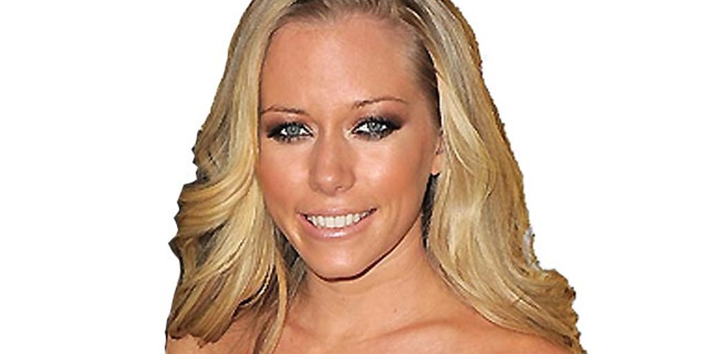 How Kendra was able to get it on with Hef | Fox News Video