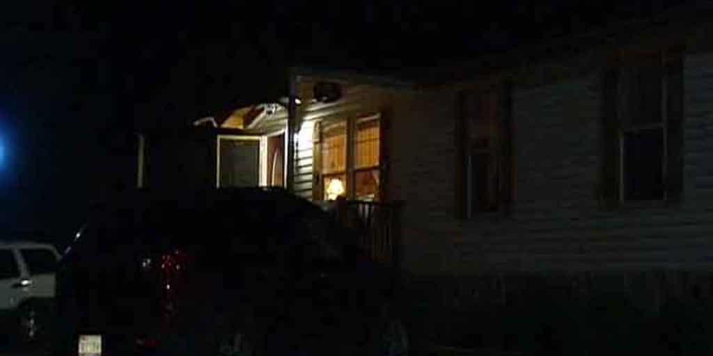 Suspected burglar calls 911 in Texas | Fox News Video