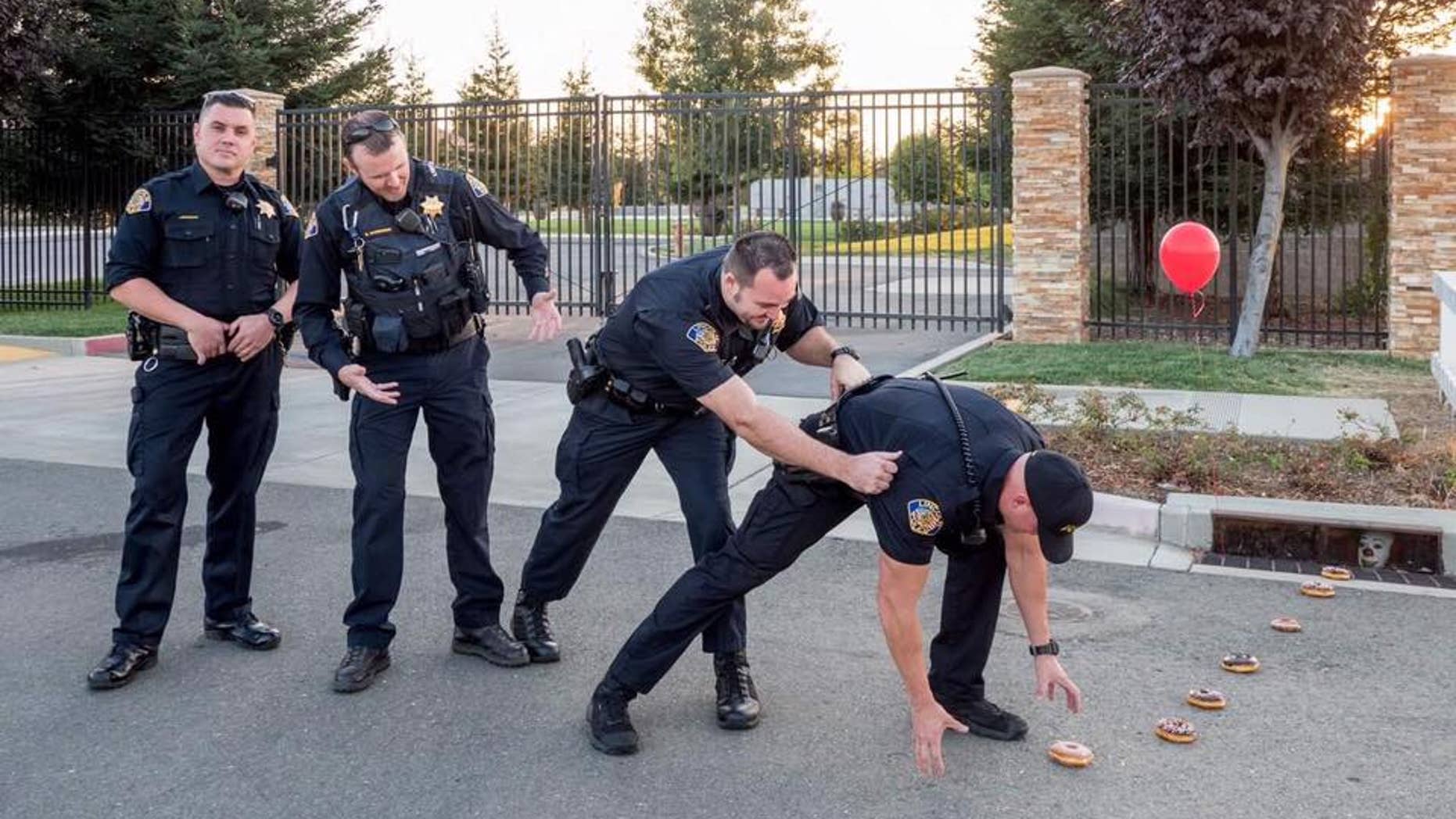 It Factor California Cops Pose For Viral Photo Inspired By Horror