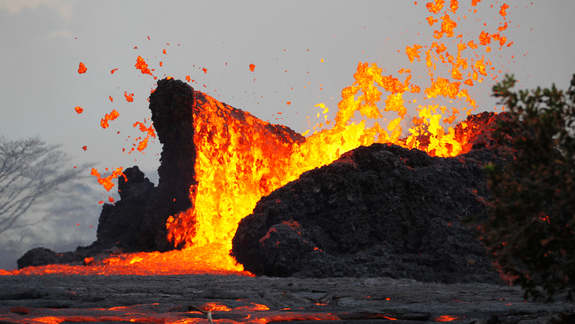 The Latest 3 Lava Flows Now Reaching Ocean Off Hawaii Fox News The Latest 3 Lava Flows Now Reaching Ocean Off Hawaii Fox News
