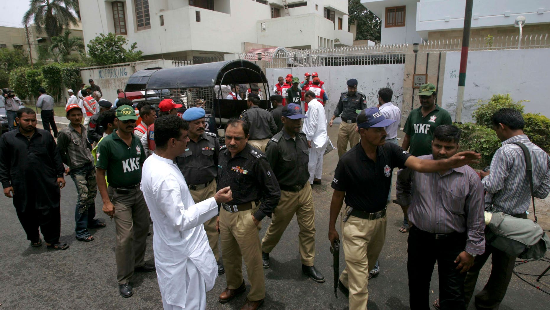 Officials Say Militants Raid Pakistani Police Station Killing 10 Fox
