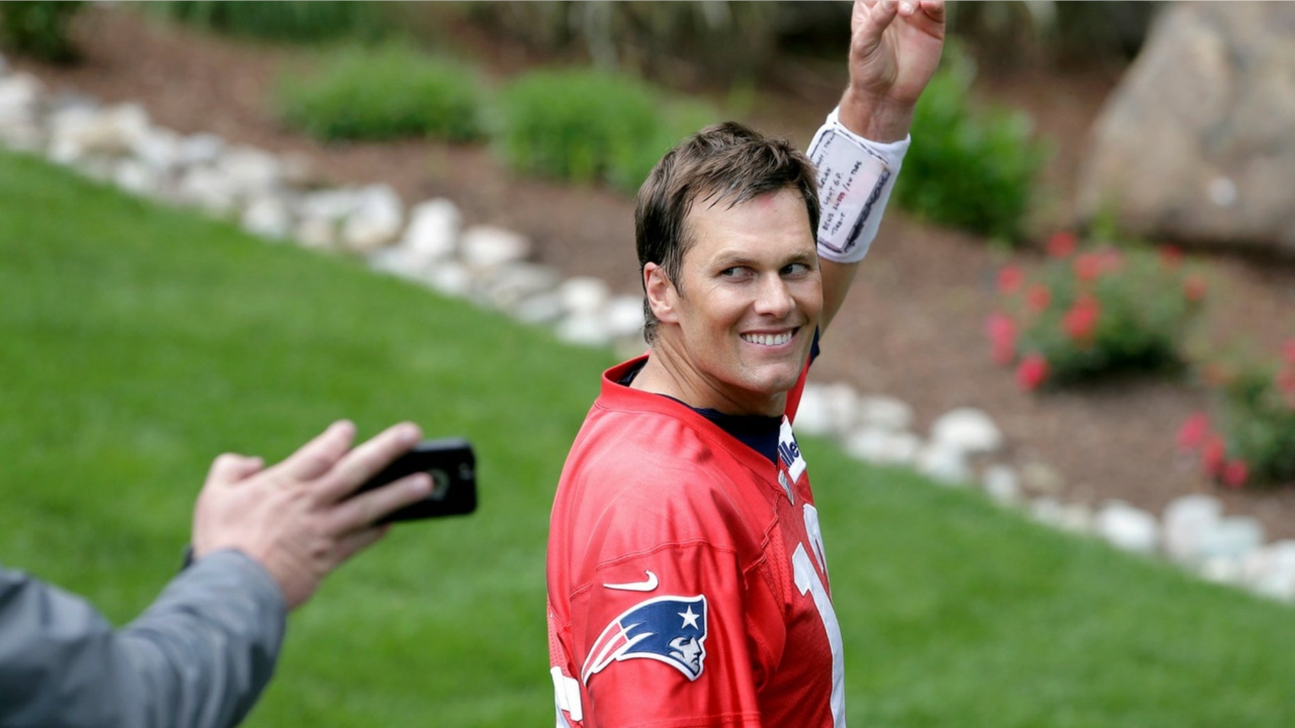 Tom Brady has a middle-age body worth millions, despite what his dad ... Tom Brady has a middle-age body worth millions, despite what his dad ...