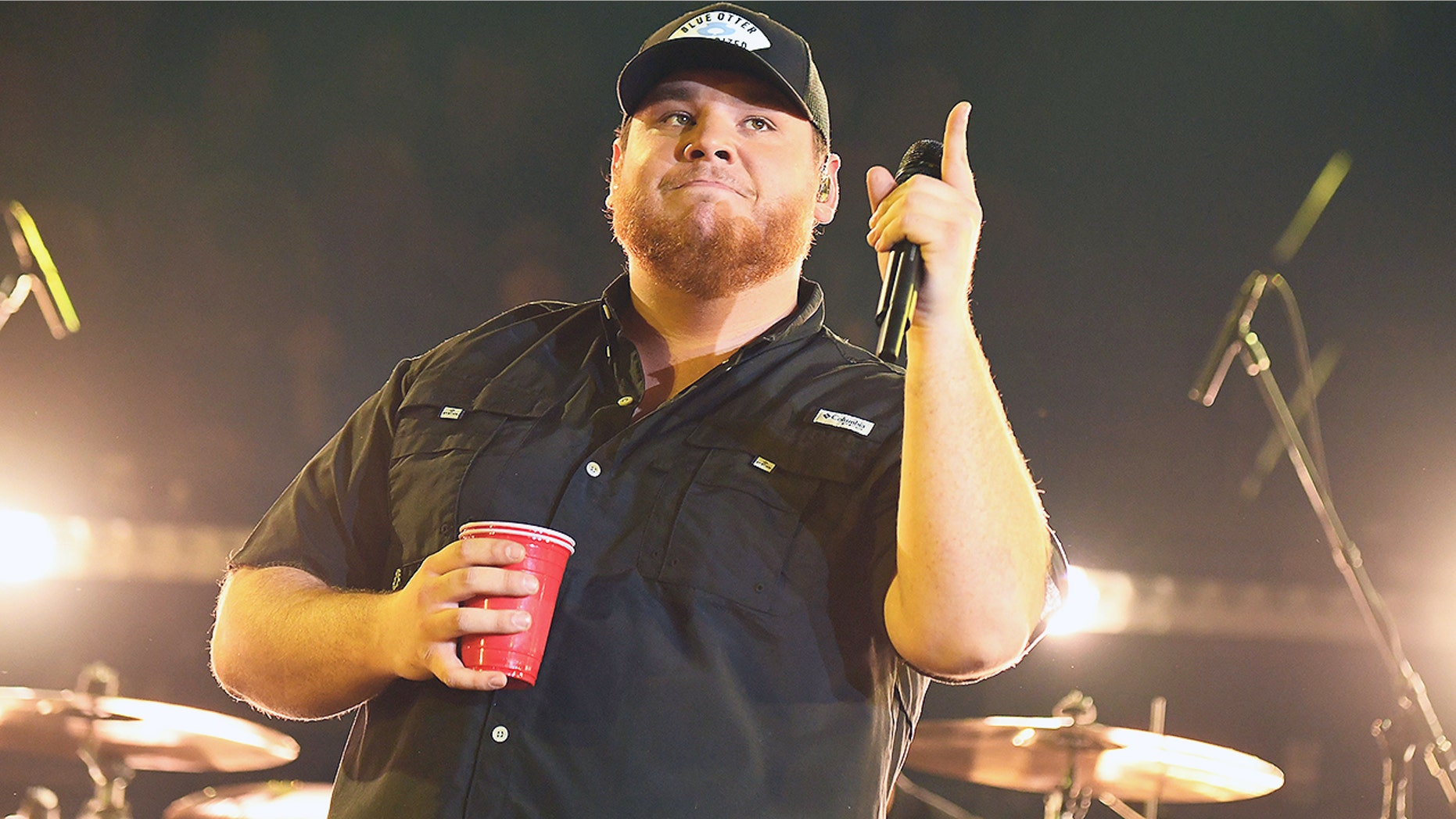 Luke Combs, Ashley McBryde, LANCO win 2019 ACM Awards new artist honors ... Luke Combs, Ashley McBryde, LANCO win 2019 ACM Awards new artist honors ...