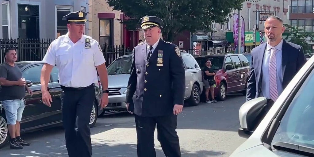 NYPD responds to the scene of a horrific hammer attack | Fox News Video