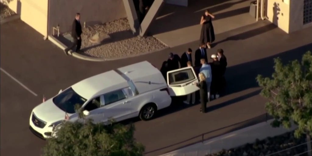 Charlie Kirk's body arrives in Arizona | Fox News Video