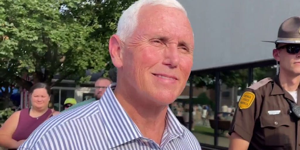 Pence says he’ll sign GOP pledge to make presidential debate stage ...