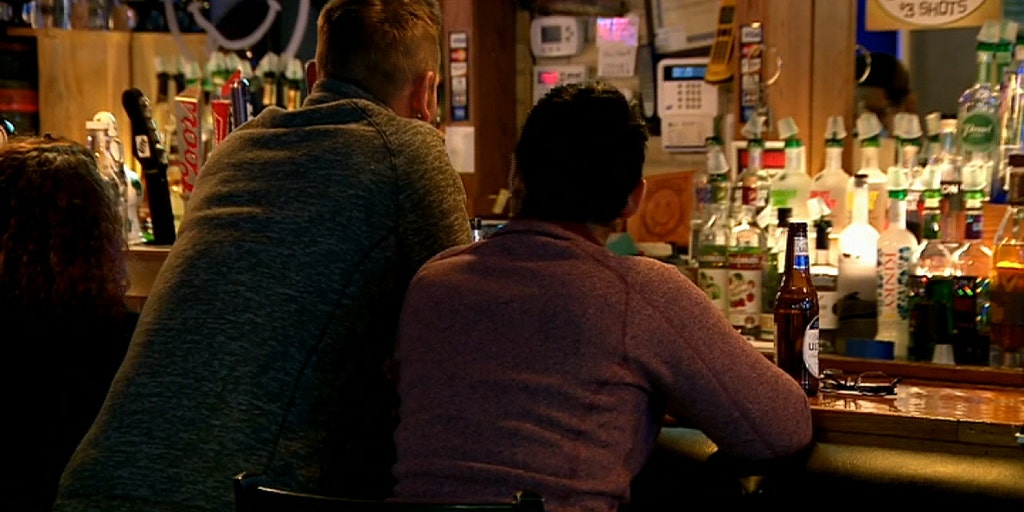 Patrons Flood Wisconsin Bars After Stay At Home Order Is Struck Down