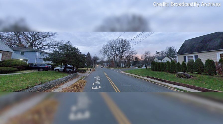 911 call reveals suburban home invasion with armed bandits tying up ... 911 call reveals suburban home invasion with armed bandits tying up ...