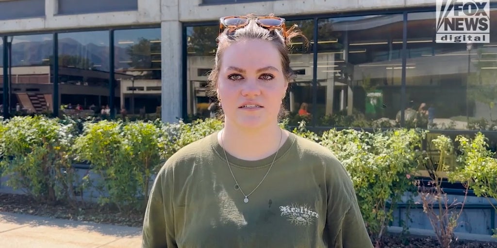 Utah Valley University students pay their respects to Charlie Kirk as ...