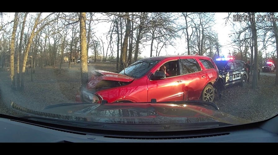 Wild Oklahoma Police Chase Ends After Suspect Smashes Into Tree Video