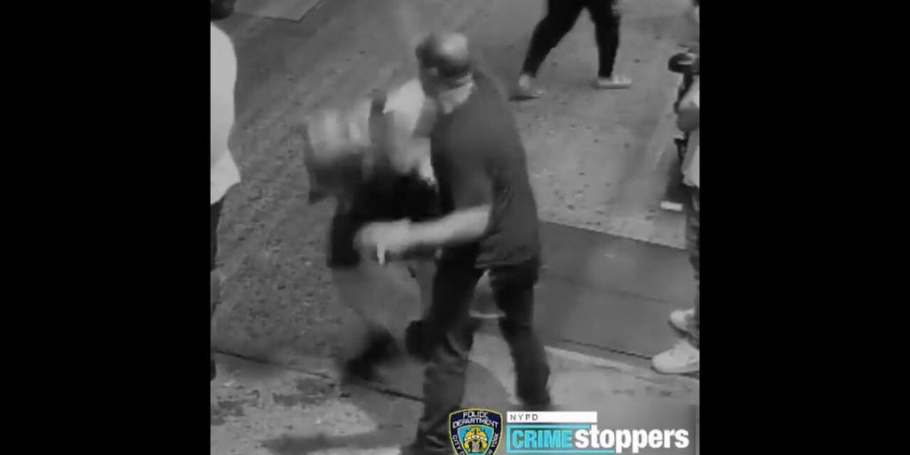 Nyc Sucker Punch Assault Caught On Video Fox News Video
