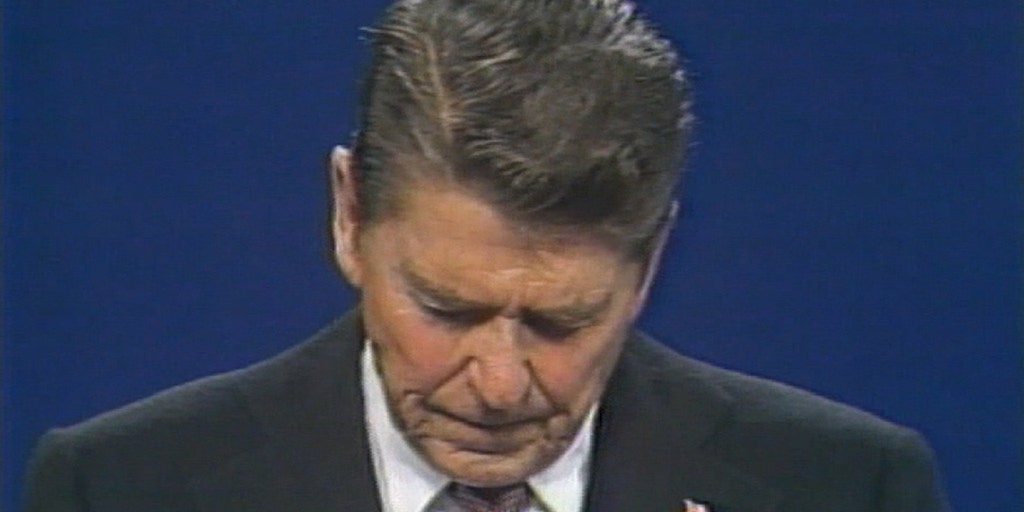 Ronald Reagan ends 1980 convention speech with moment of silent prayer ...