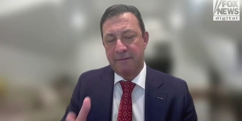 Daniel Penny’s lawyer rips ‘homicidal policies’ after ex-con charged in ...