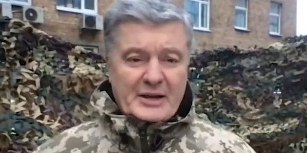 Former Ukraine president urges FBI to investigate Russian 'genocide ...