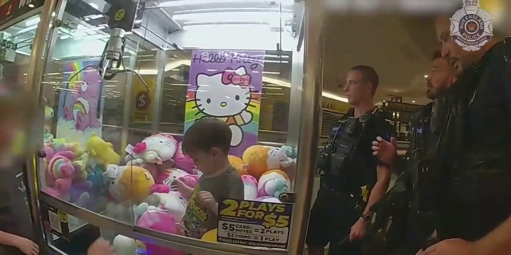 Australian toddler rescued from inside 'Hello Kitty' claw machine | Fox ...