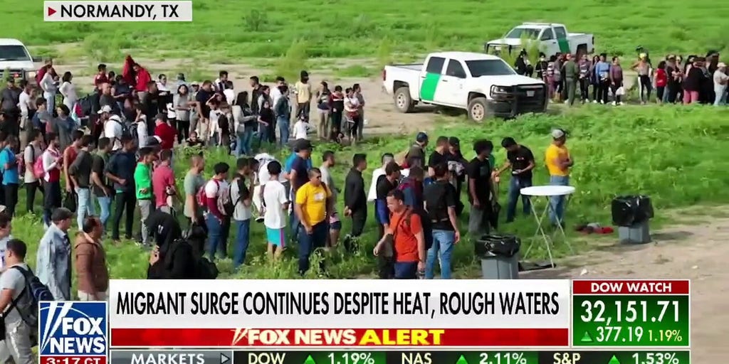 Addressing the new bipartisan push to fix border crisis | Fox News Video