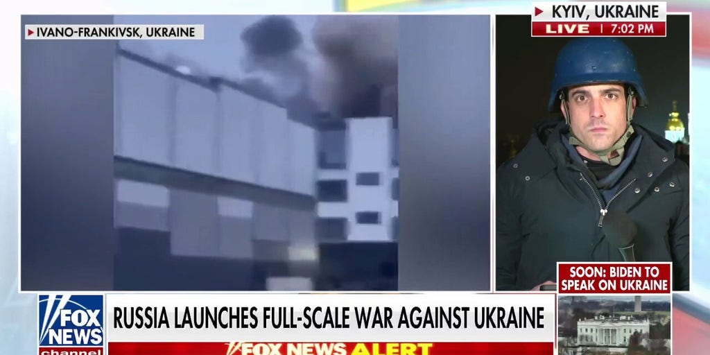 Russian jets launch air assault on Ukraine airport | Fox News Video