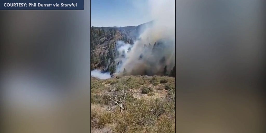 Residents in Mohave County evacuate as Flag Fire spreads | Fox News Video